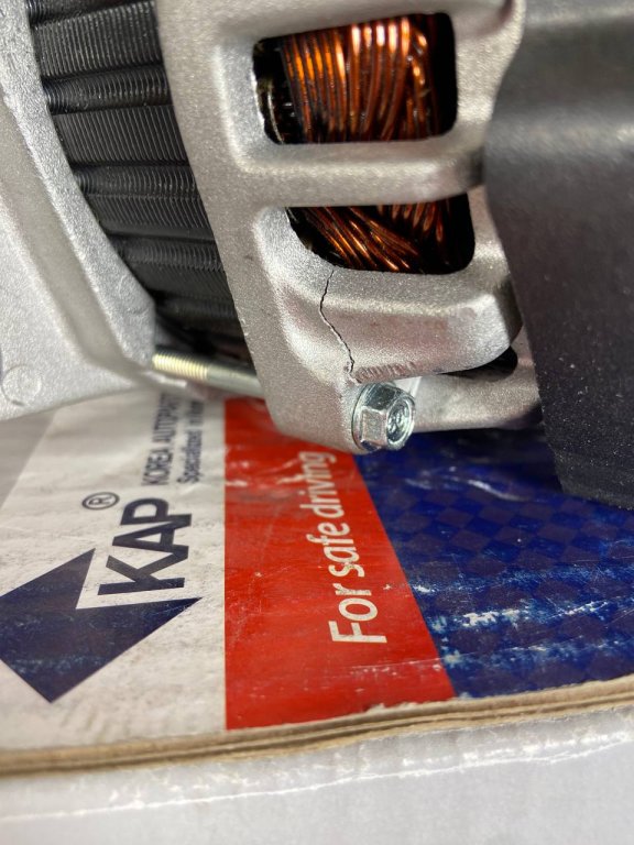 Придбати Генератор (90A) - 3730023650 - Tucson 2.0i Matrix 1.6/1.8L ...